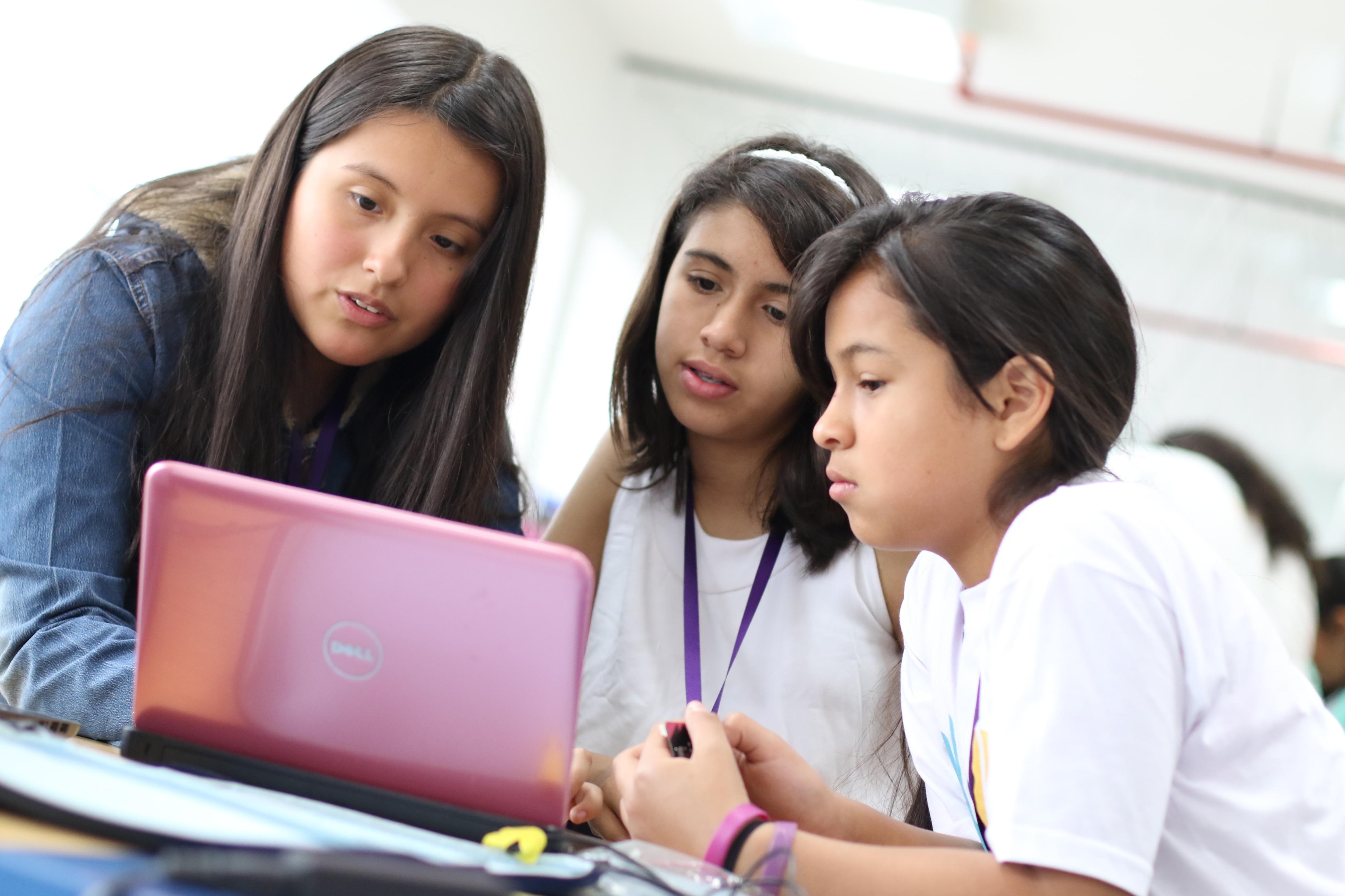 Dos programas de Niñas y STEM | British Council Perú